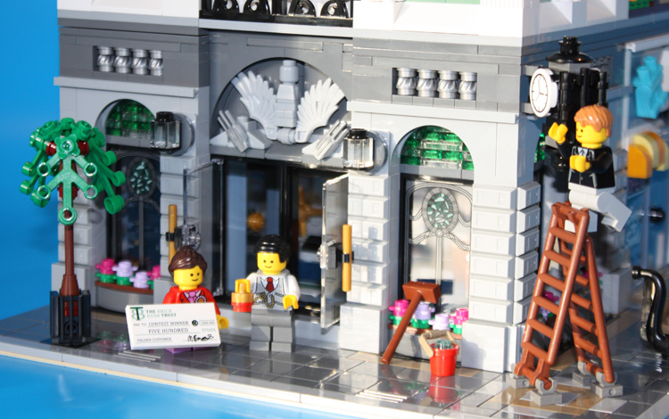 Review: LEGO Creator Expert 10251 Brick Bank - Bouwsteentjes.info