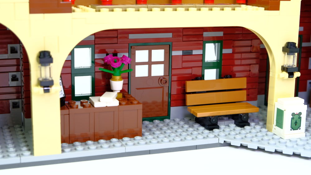 [Review] LEGO 71044 Disney Train and Station - Bouwsteentjes.info