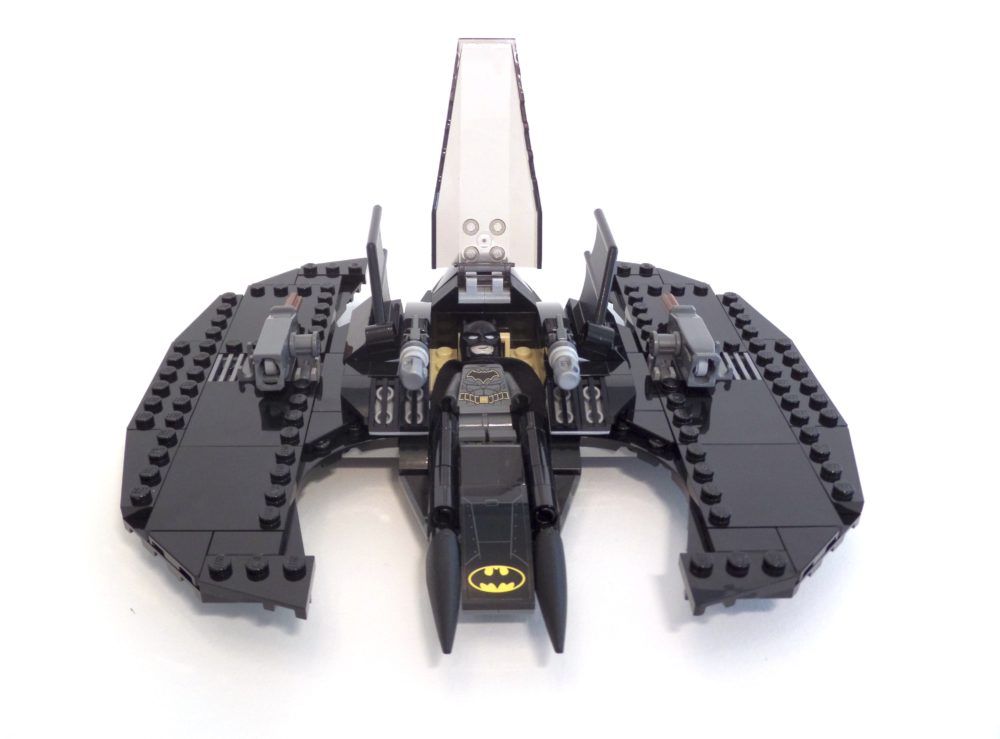 LEGO DC Super Heroes 76120 Batman Batwing and the Riddler Heist ...