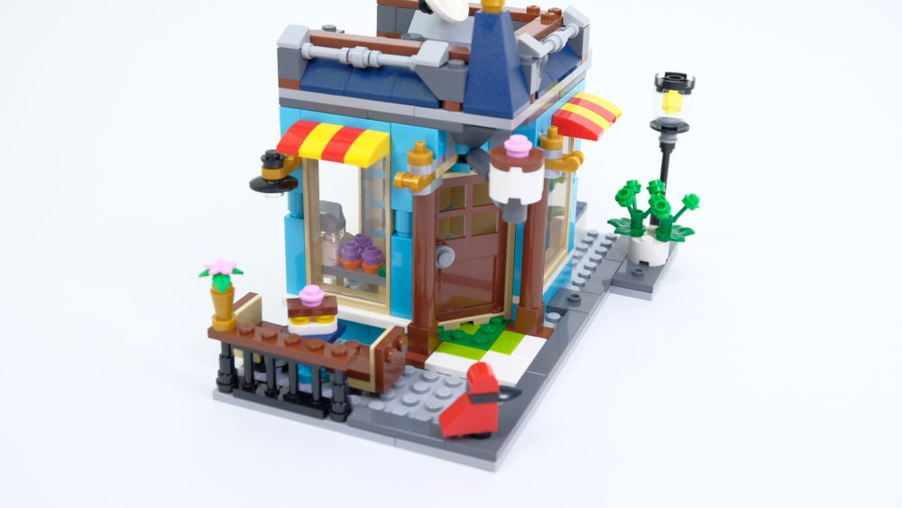 [Review] LEGO Creator 31105 Townhouse Toy Store - Bouwsteentjes.info