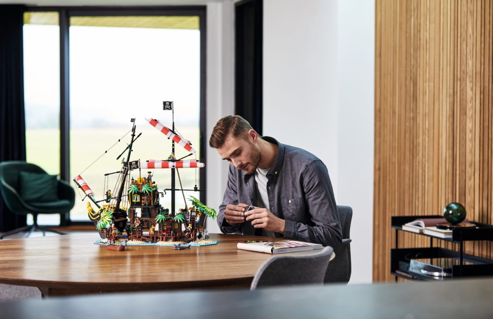 LEGO Ideas 21322 Pirates of Barracuda Bay nu verkrijgbaar ...