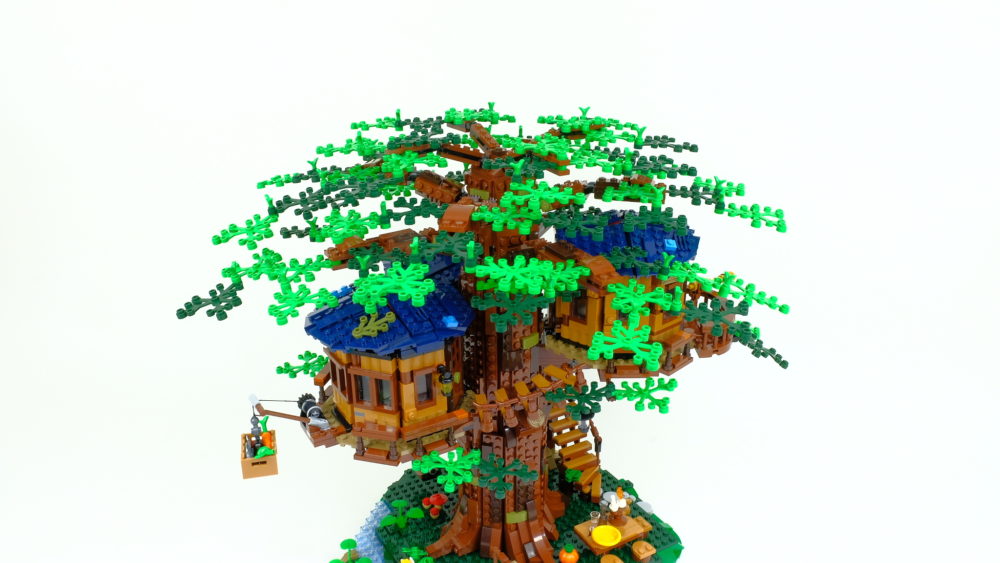[Review] LEGO Ideas Tree House - Bouwsteentjes.info